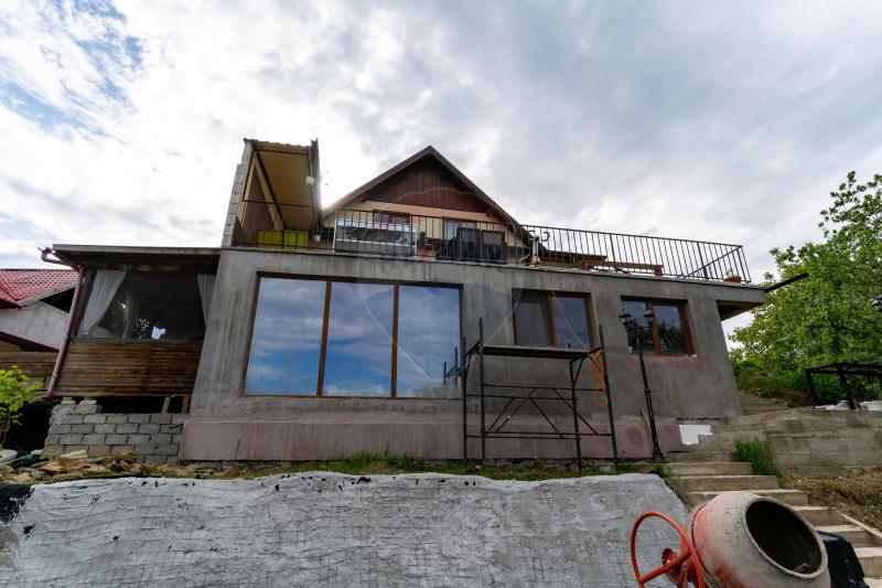 Vila de exceptie cu priveliste deosebita asupra orasului, Deva, Hd ...