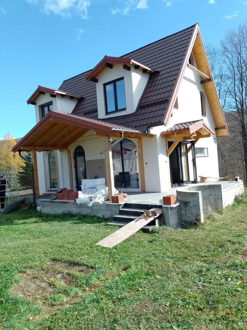 Vila P+M cu terasa +container si teren 1250mp -Valea Neagra, Ploiesti ...