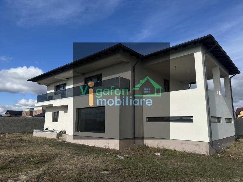 Casa cu 5 camere in sat Strejnicu,jud.Prahova-cod unic VIG53448 ...