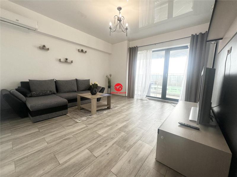 Apartament Luminos cu 2 Camere- Mobilat, Utilat, Vedere Superba la Mare ...