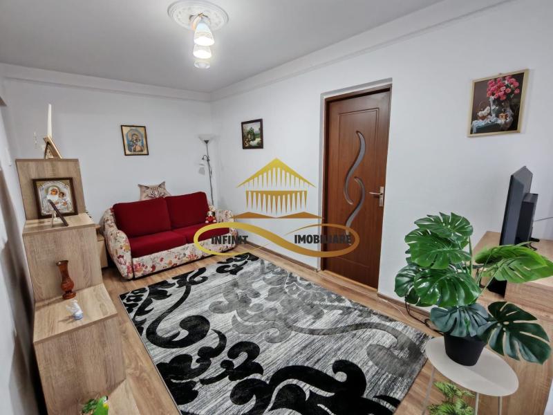 Apartament cu 2 camere de vanzare Bacau, zona Supernova (CORA ...