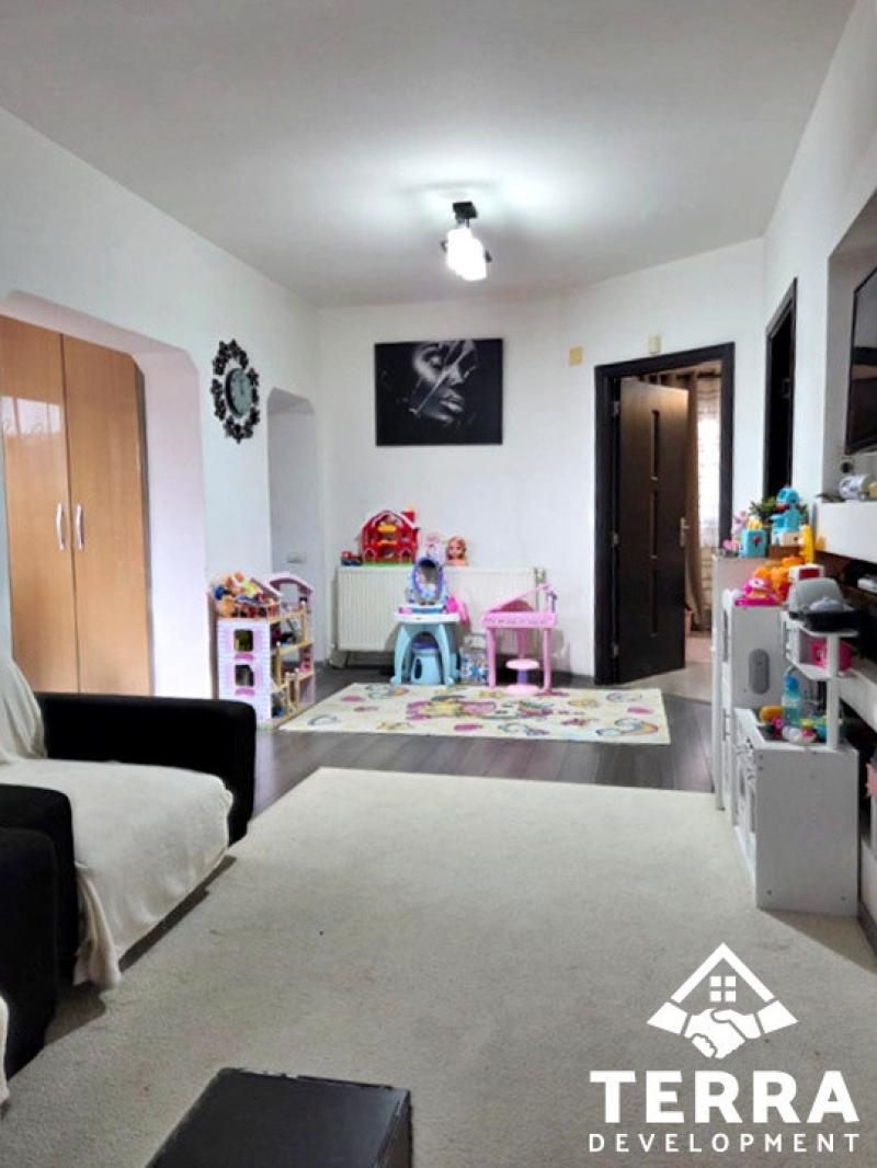 Casa pe colt cu personalitate ( Inel II zona Cora), Constanta ...