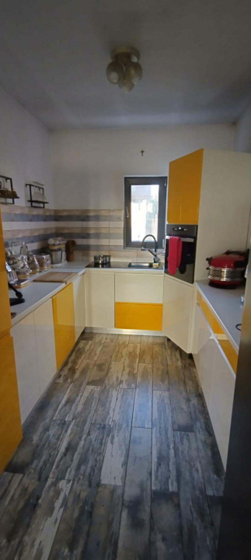 Casa la sol Valu lui traian mobilata utilata lux - CI2653658 ...