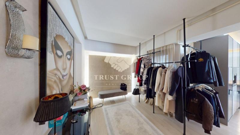 Aviatorilor-Piata Charles de Gaulles | 4 camere Lux | Loc de parcare ...