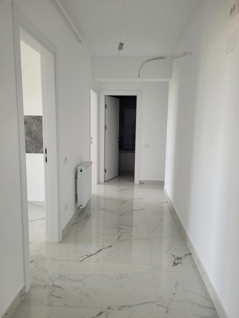 2 Cam._Locatie ideala_Auchan_Transport S.T.B COMISION 0!, Bucuresti ...