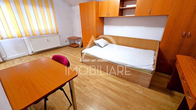 Carsoniera strada Bicaz, etaj 1, Targu Jiu - CI2659837 ...