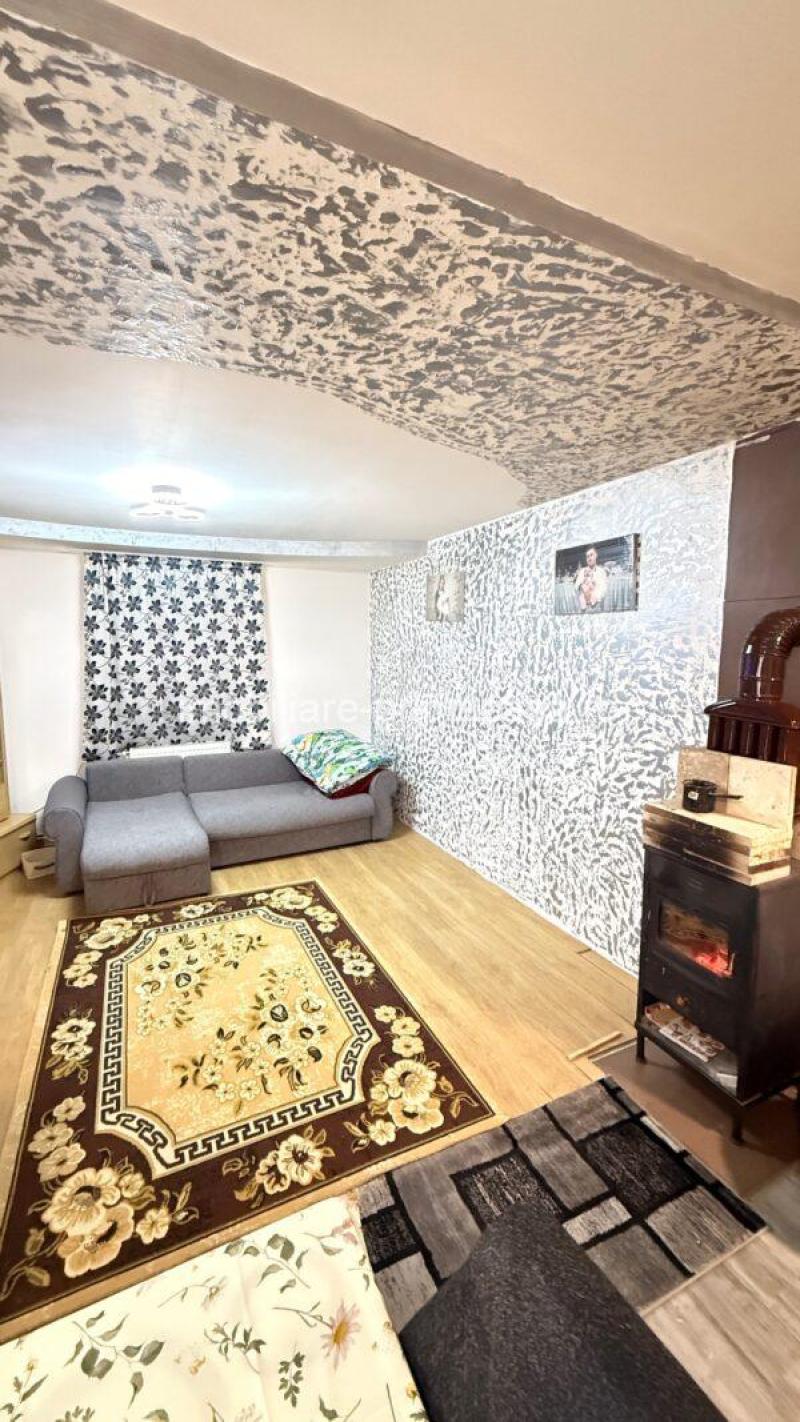 Casa de vanzare in sat Sasar, 113 mp, teren 651 mp, centrala Vaillant ...