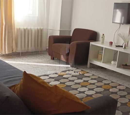 Inchiriere 2 camere Stefan cel Mare Perla | Metrou | Bloc Anvelopat ...