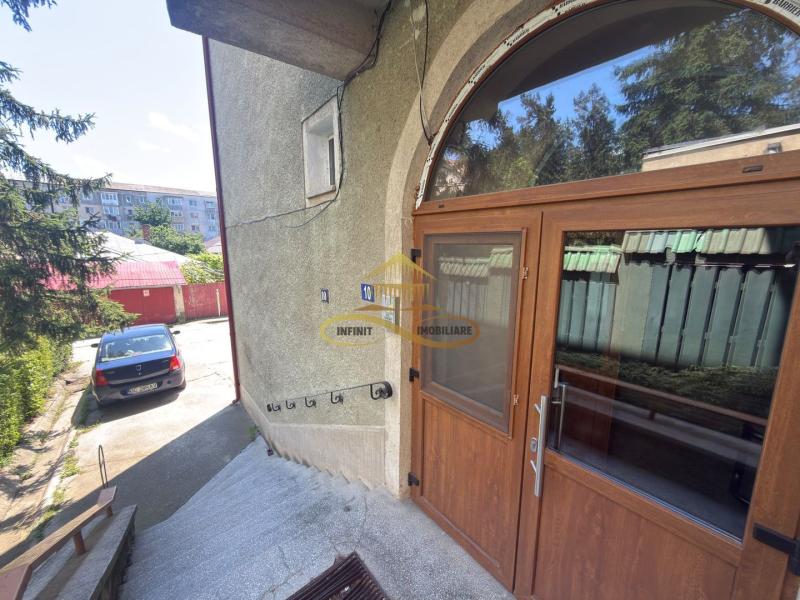 Apartament 3 camere DECOMANDAT + GARAJ optional, Str. Cremenea, Bacau ...